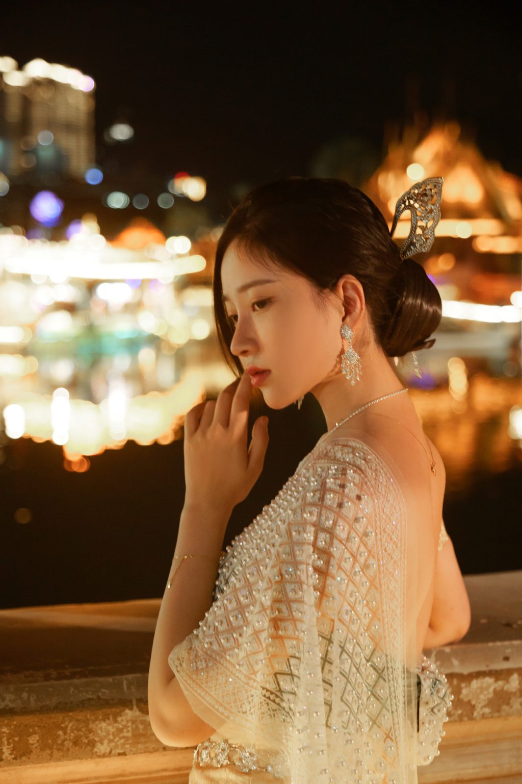 年年(Nnian)写真合集下载｜制服汉服泳装多风格图集【127套/39GB/无水印】-套图猫